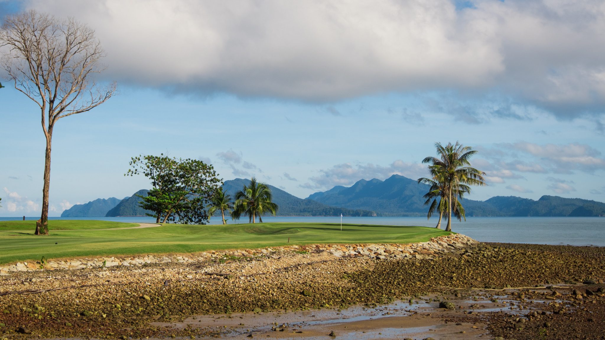 The Els Club Teluk Datai - Review and Rating | Golf Travel Journal